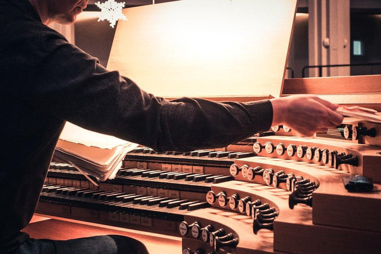 Discovering the Melodic Legacy of Famous Organ Composers – Jasberger Music